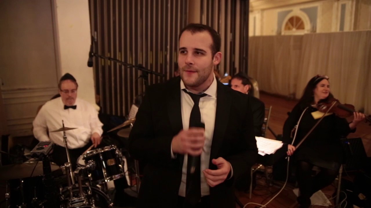 New York, New York (Frank Sinatra Cover by Mordy Weinstein) at wedding ...