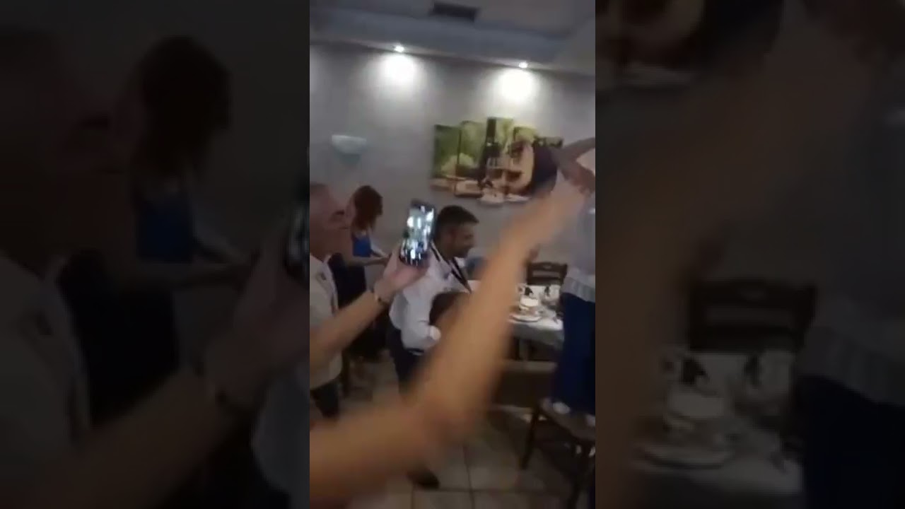 Σολο τσιφτετελι [Ταβερνα Βογιατζης -Διμηνι Βολου] - YouTube