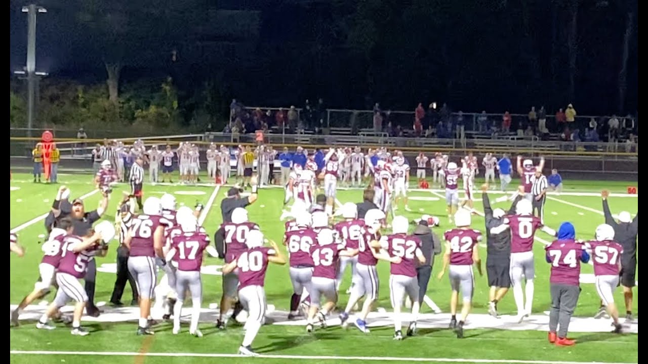 ELHS vs Messalonskee football: Both teams' dramatic final drives - YouTube
