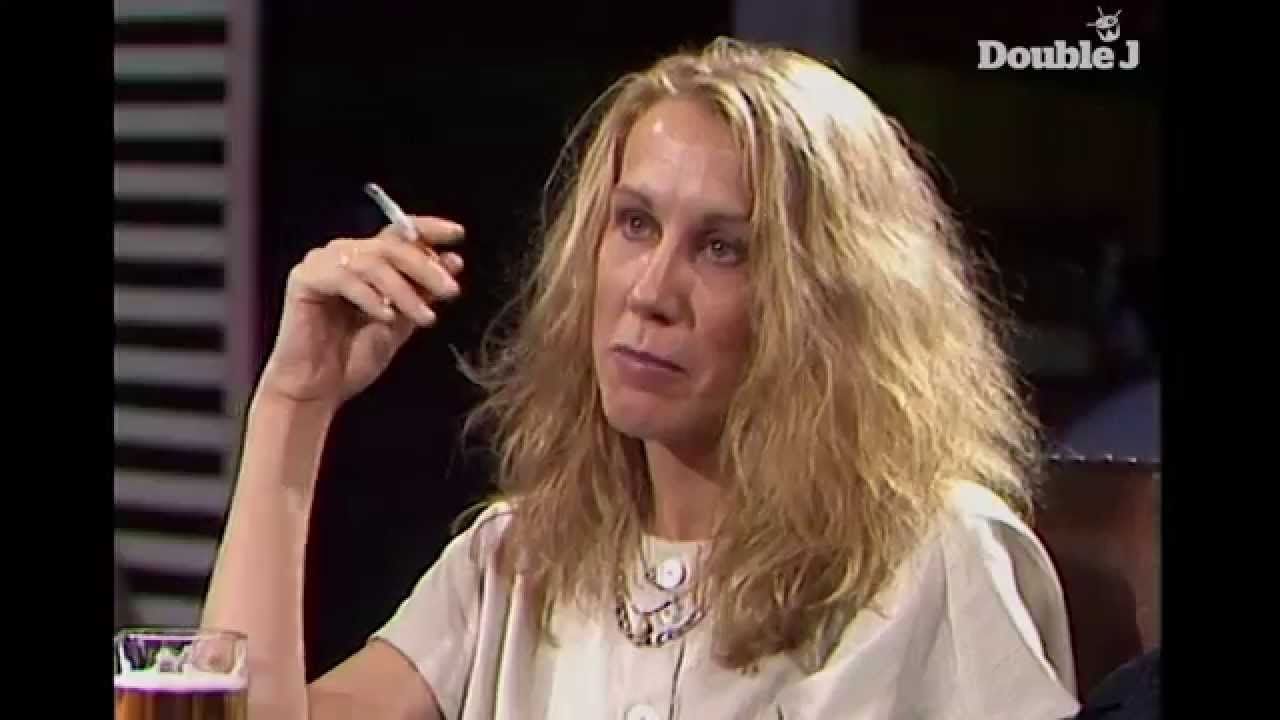 Go-Betweens talk sexism with Andrew Denton (1988) - YouTube