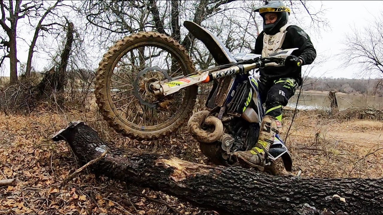 Elevated Log Crossing | Hard Enduro Training - YouTube
