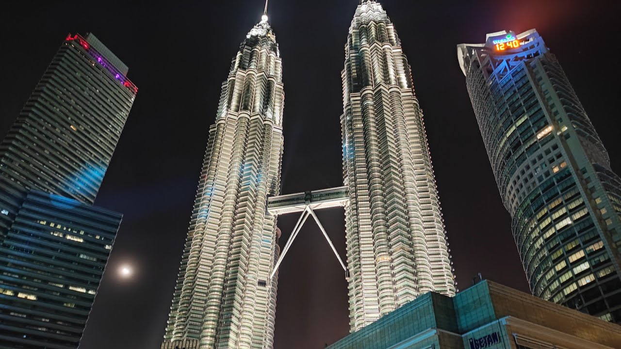 2023 New Year KLCC Malaysia #suria_klcc_newyear - YouTube