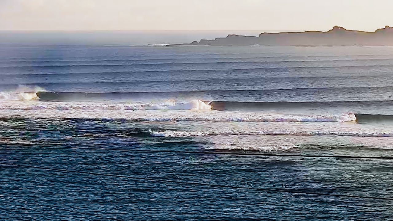 Europe roars back to life after 1st SOLID Winter swell - YouTube