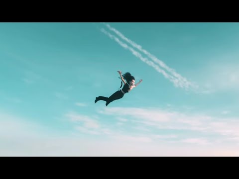 JANG WONYOUNG SHUMCHAMGO LOVE DIVE BUT THIS IS FROM PLANE - YouTube