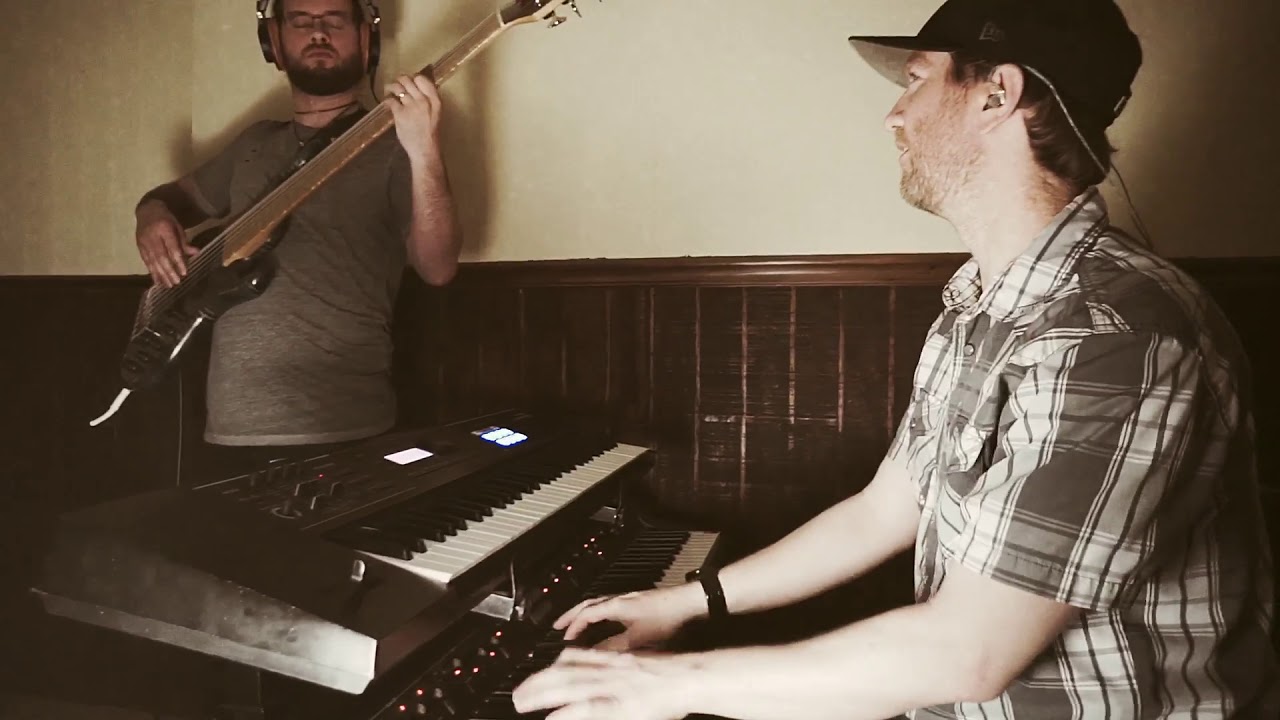 Stars - Chet Stevens - Chillin at Chills Live Sessions - YouTube