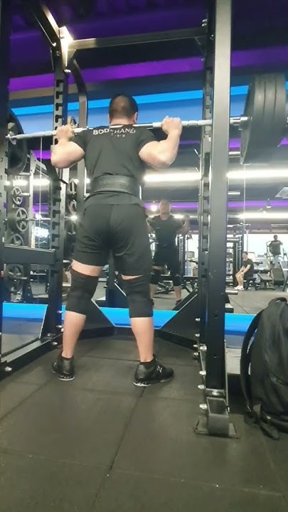 스쿼트 150kg 4방 - YouTube