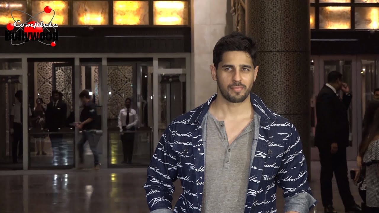 Siddharth Malhotra, Vicky Kaushal, Dino Morea & Others At Kiara Advani ...