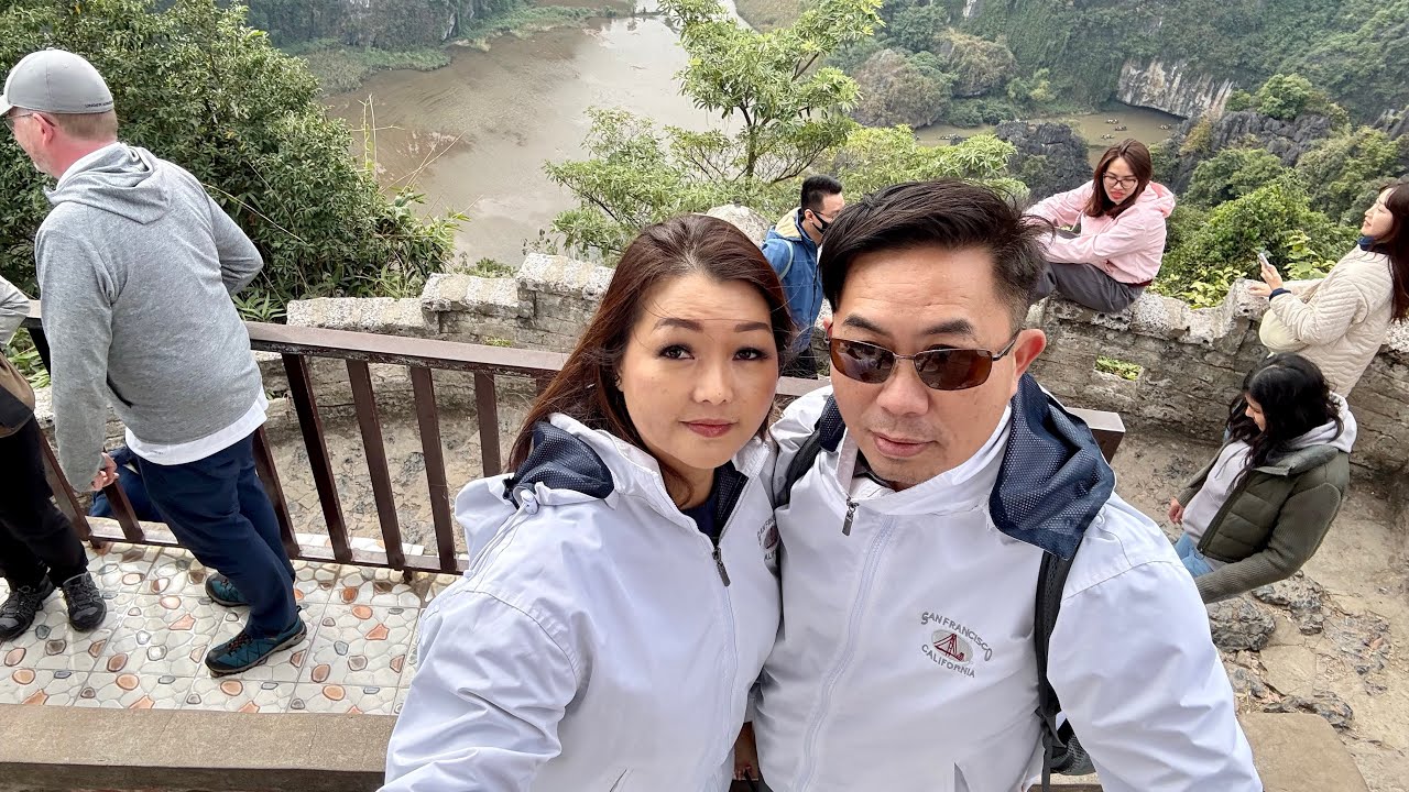 Rob Zaj nyob Nyab laj & caij nkoj - YouTube