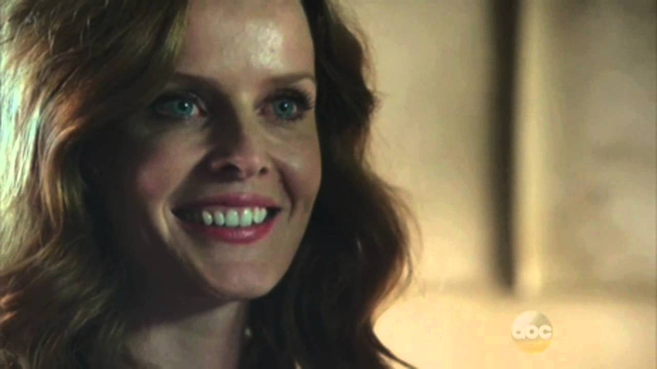 5x01 Emma & Hook #2 - YouTube