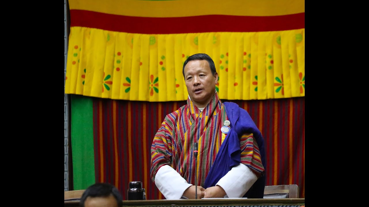 MP Choki Gyeltshen asks Govt about DSA for civil servants - YouTube