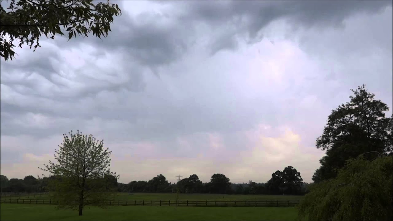 Hampshire Morning Elevated Storm Cell - YouTube