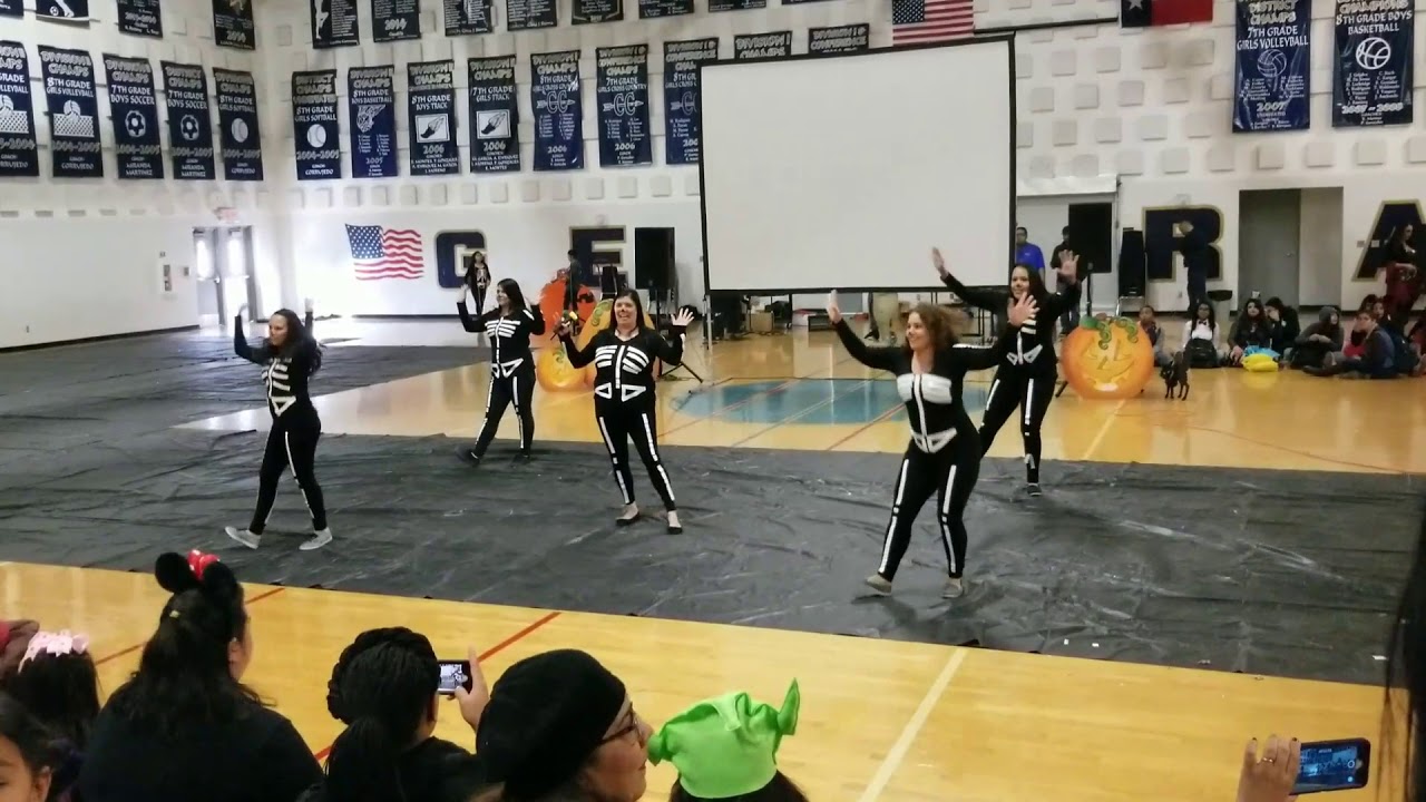 LCE LIP SYNC BATTLE - 1st Grade teachers - YouTube