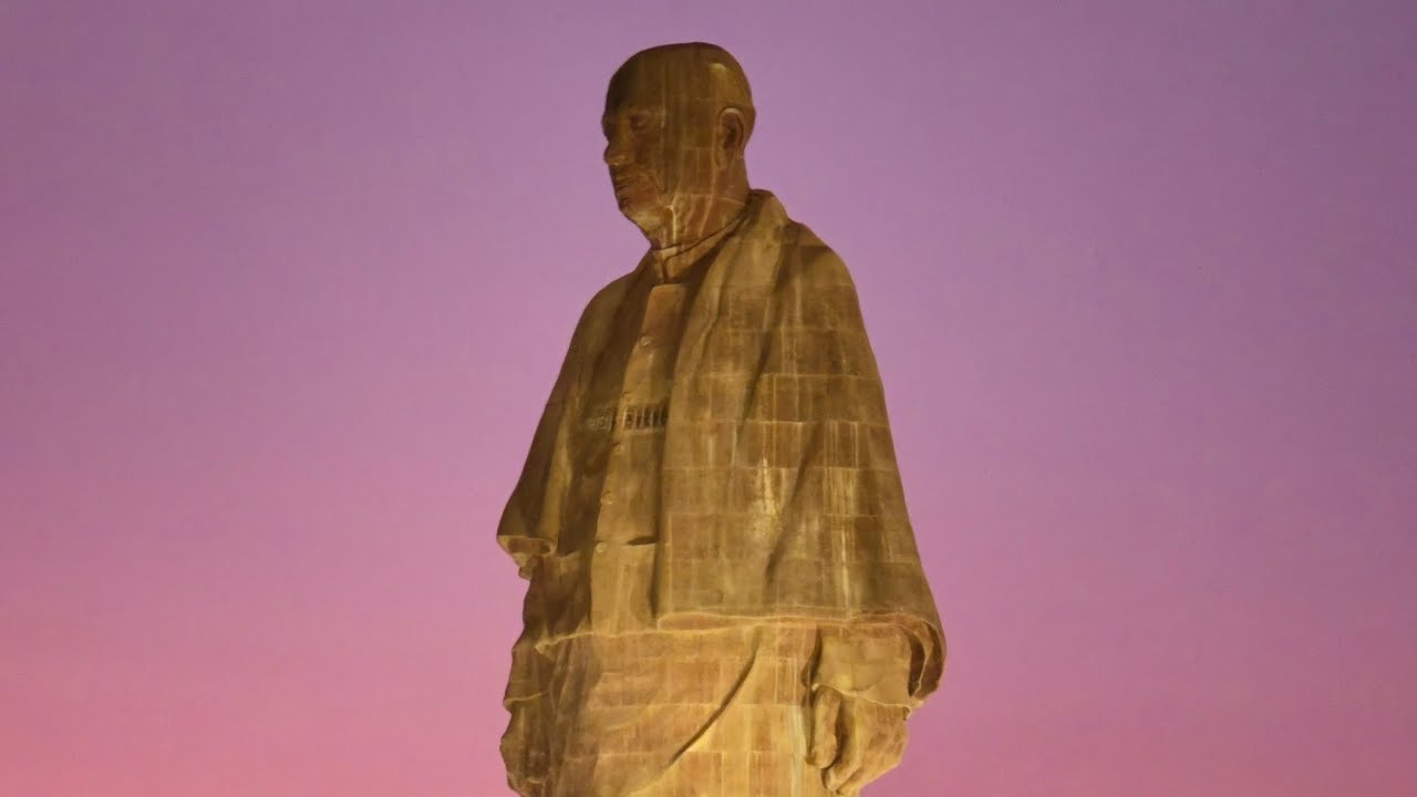 Witness the Magic! Statue of Unity Illuminated in a Stunning Laser Show ...