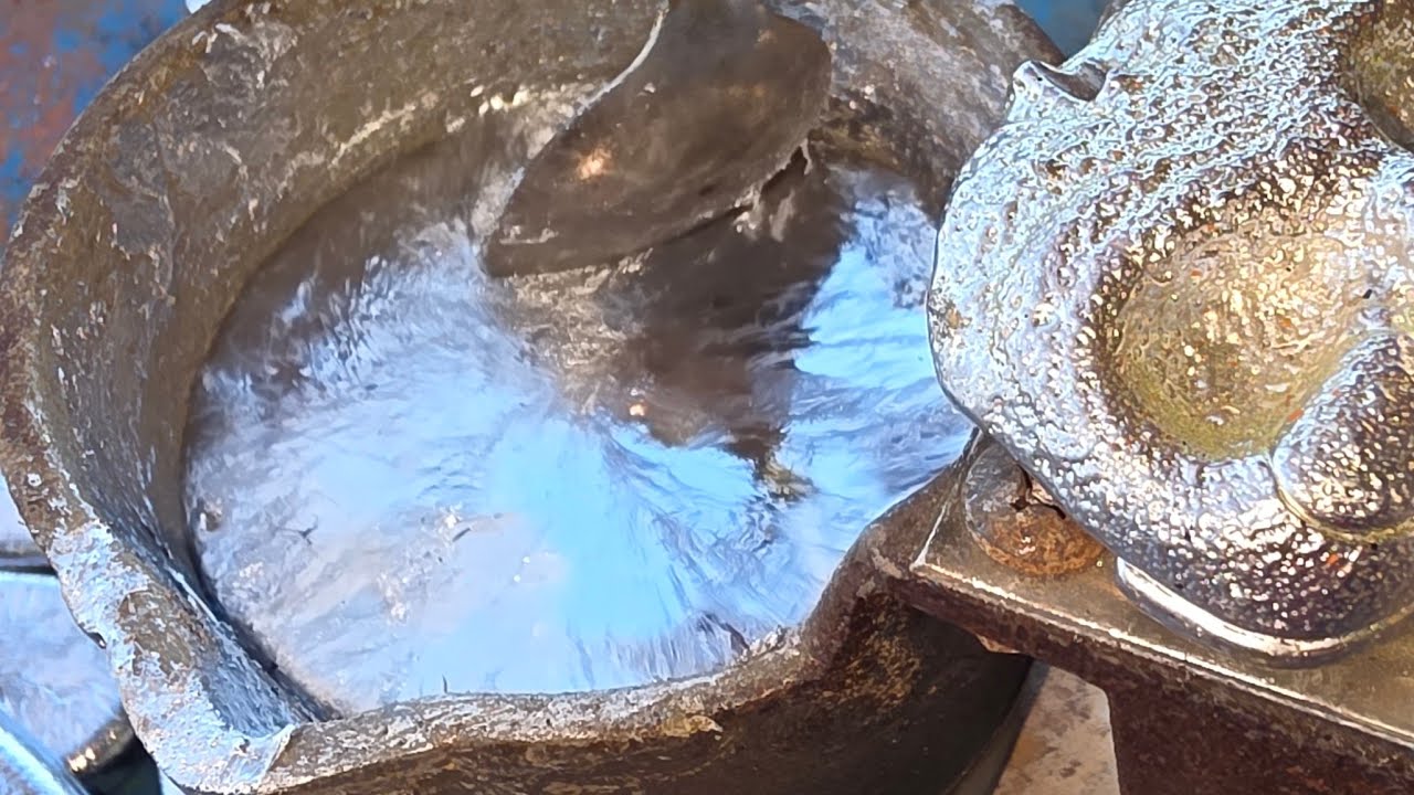 POURING LEAD 30K OR BUST! - YouTube