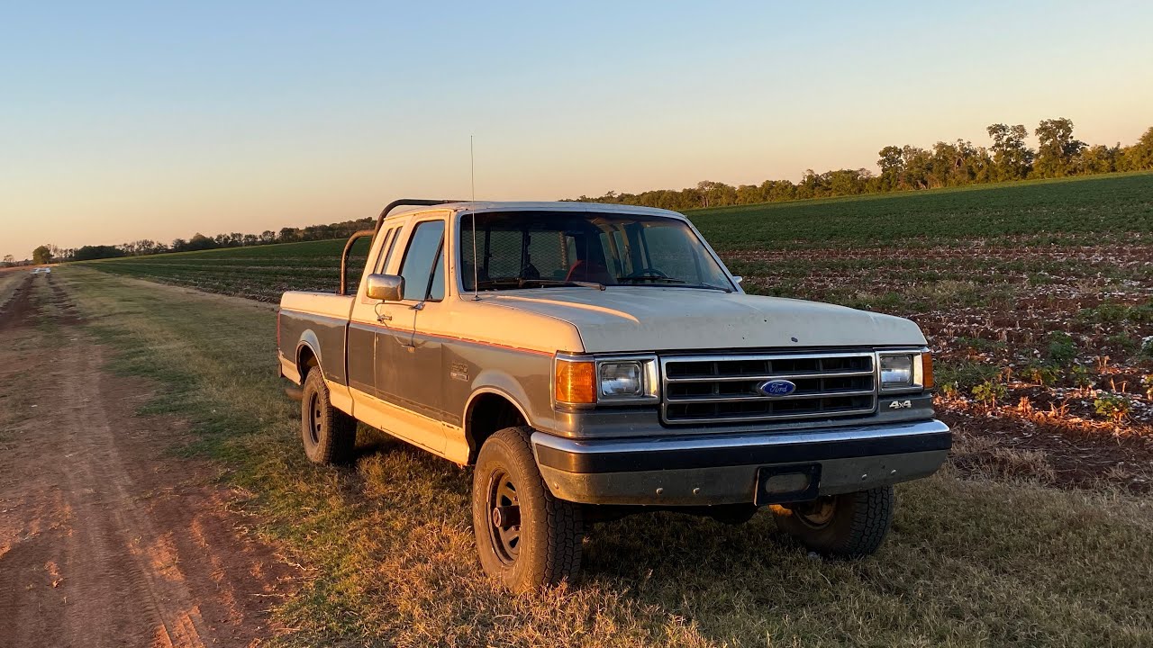 Replacing coolant temp sensors 87-91 Ford trucks - YouTube