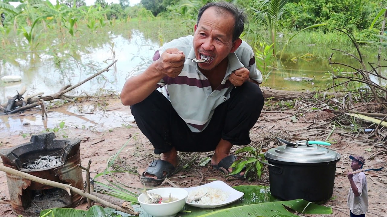 Kamong Fish Soup - Easy Khmer Food - YouTube