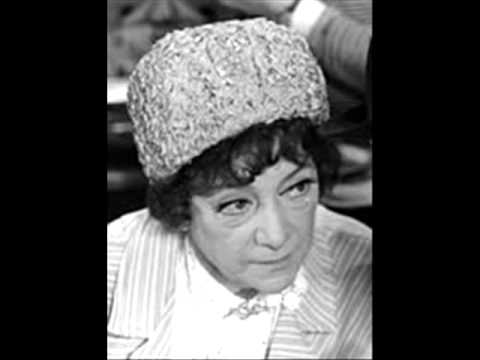 Hylda Baker - Nearest and Dearest / The More You Laugh (1969) - YouTube