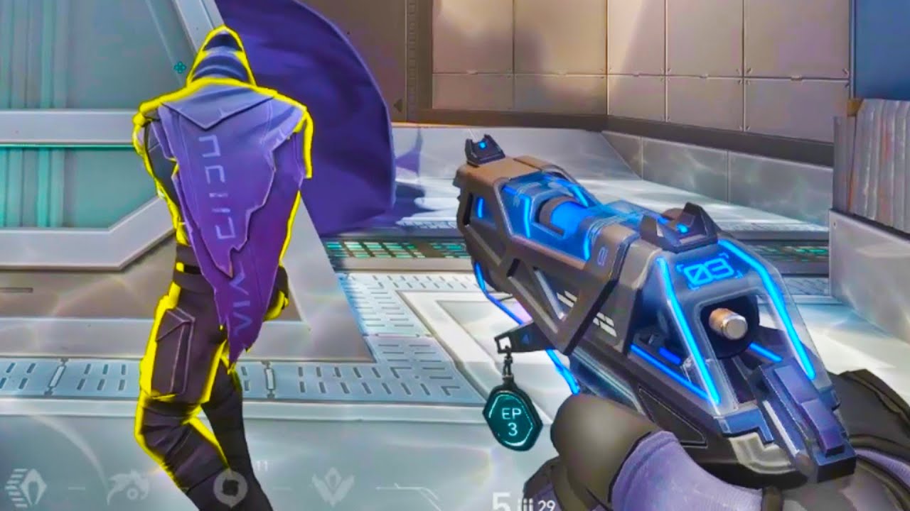 Omen teleporting right behind them LOL - YouTube