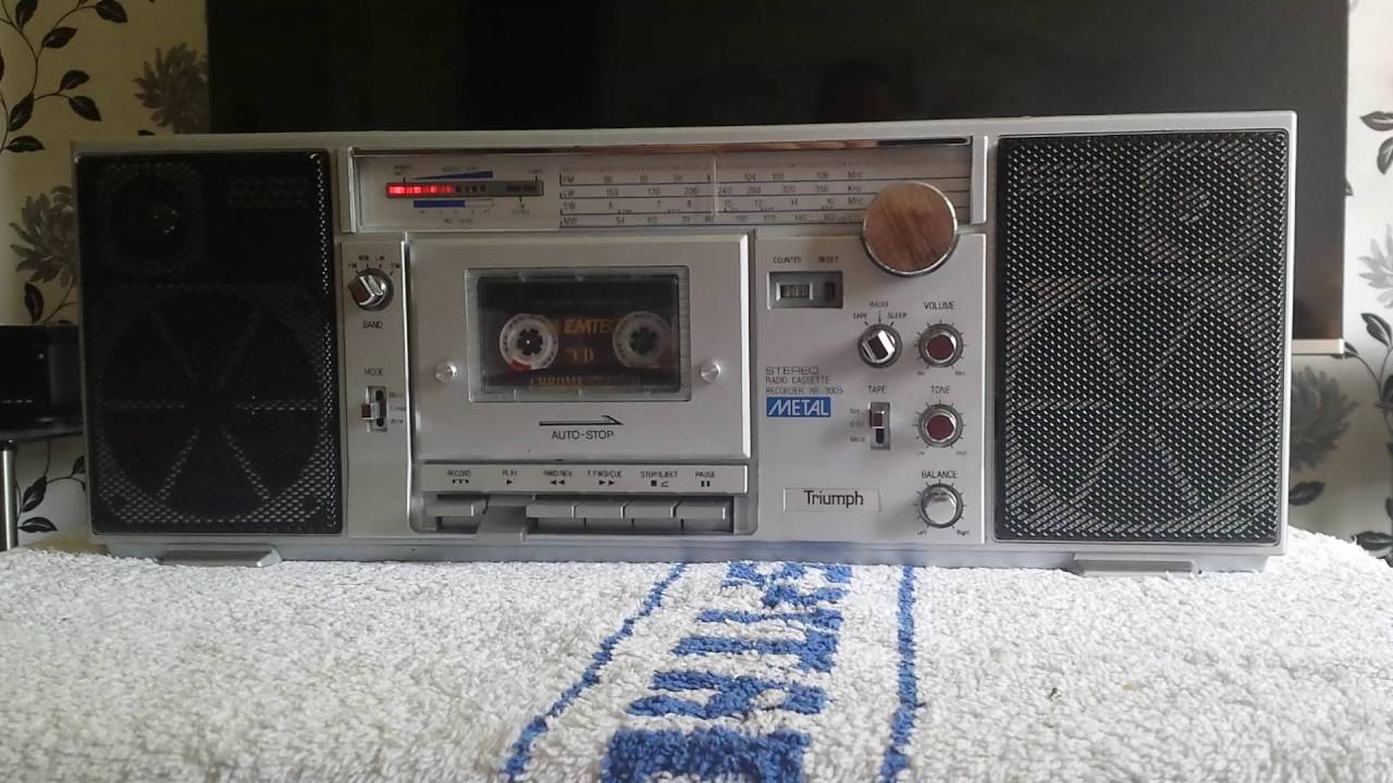 Triumph RR 3005 Stereo Radio Cassette Recorder - June 2016 (Primero ...