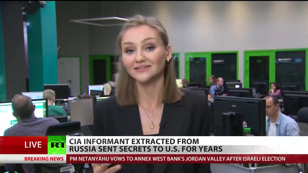 Russia Disputes CNN's Spy Accusations - YouTube