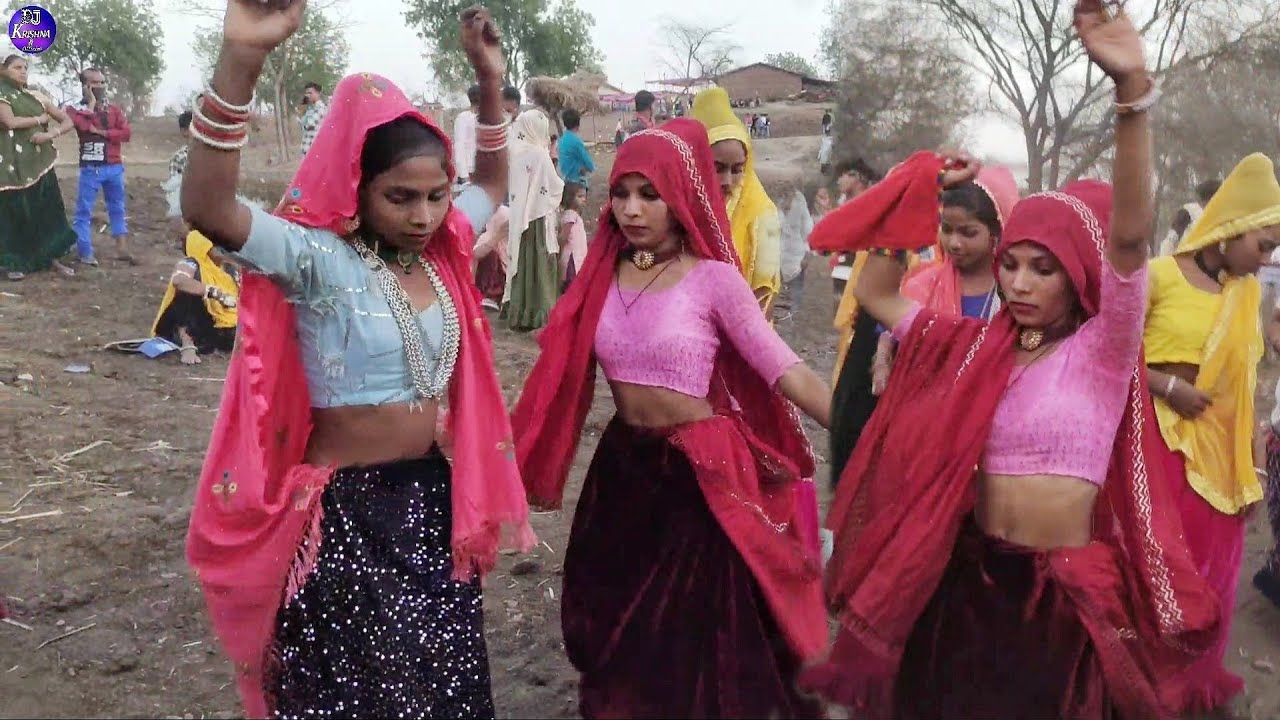 जानू रुमाल💃भवानी जानू👸कमर💃हलावे डिजे🔊मा मजा😋आवे // Beutiful Girls Timli ...