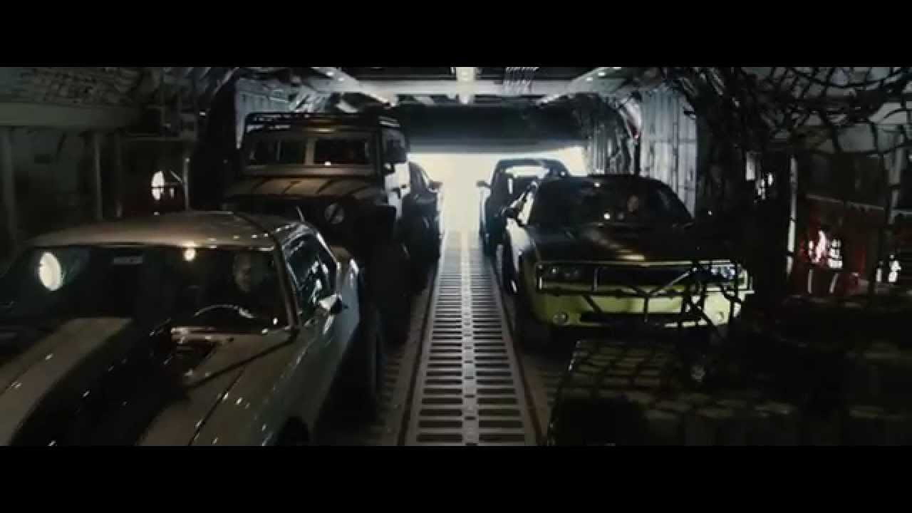 Fast & Furious 7 - Filmklipp "Plane Drop" - YouTube