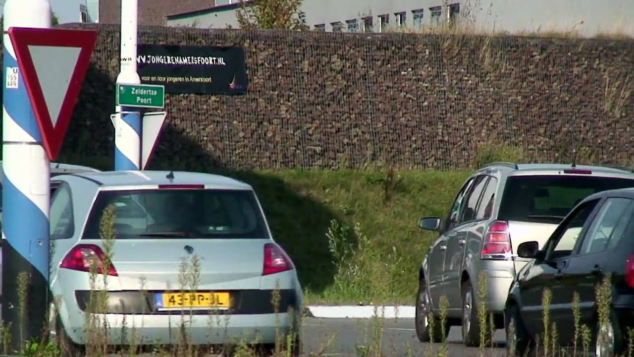 Roundabout Madness - YouTube