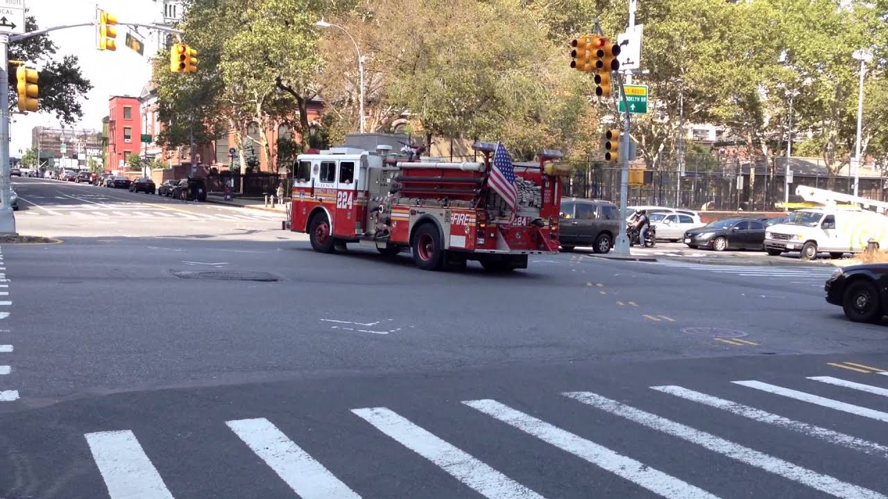 FDNY ENGINE 224 CRUISING BY ON JAY STREET IN THE BROOKLYN HEIGHTS AREA ...