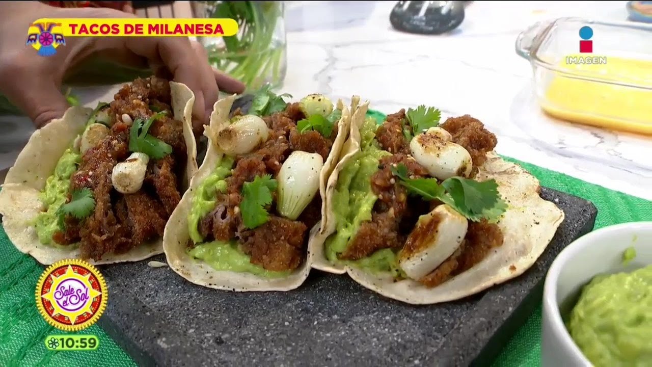 Prepara unos deliciosos tacos de milanesa | Sale el Sol - YouTube
