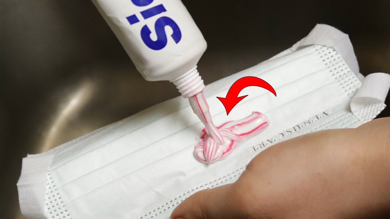 Rub TOOTHPASTE on your FACE MASK for this Cleaning Trick 💥 (SUPRISING ...