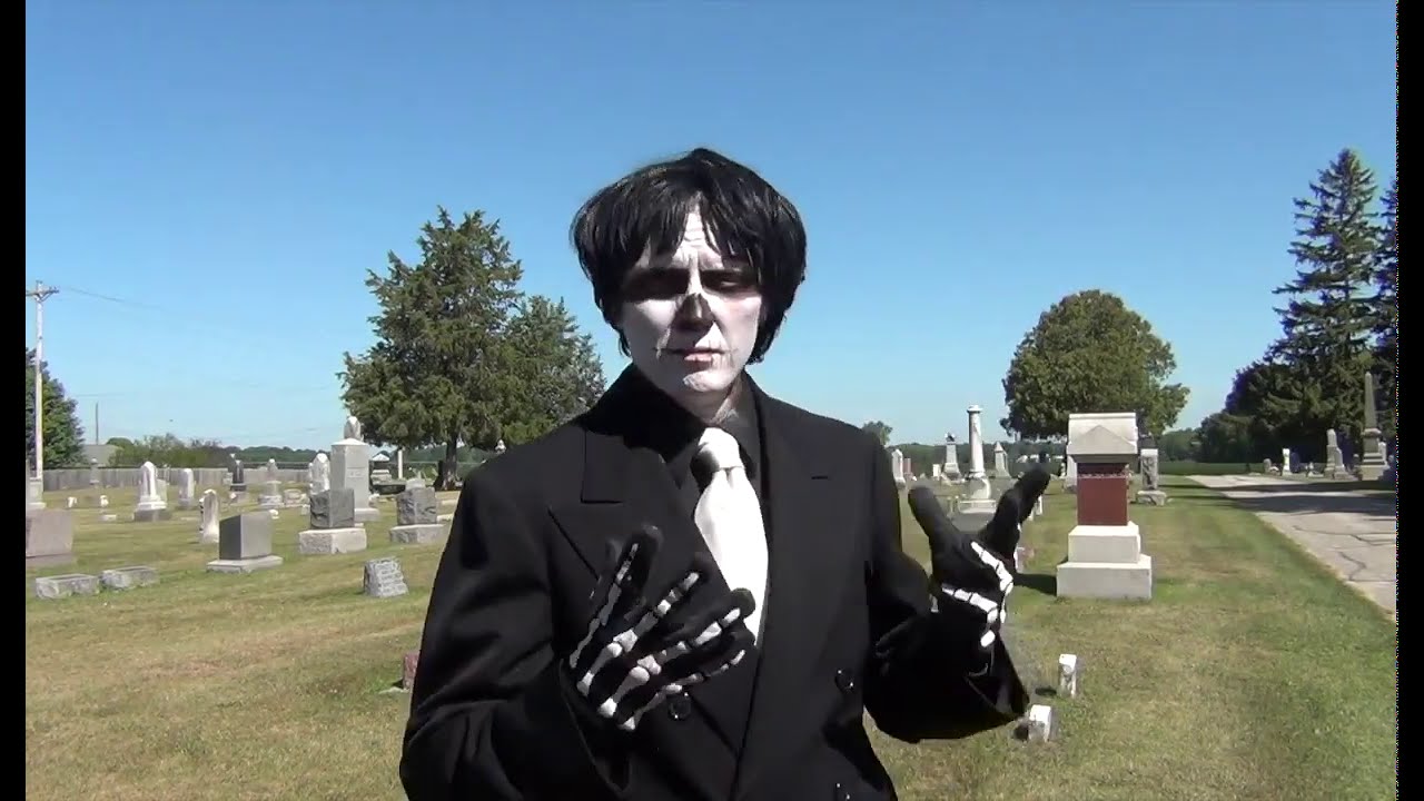 Weird-O-Rama episode 103: Revenge of the Zombies - YouTube