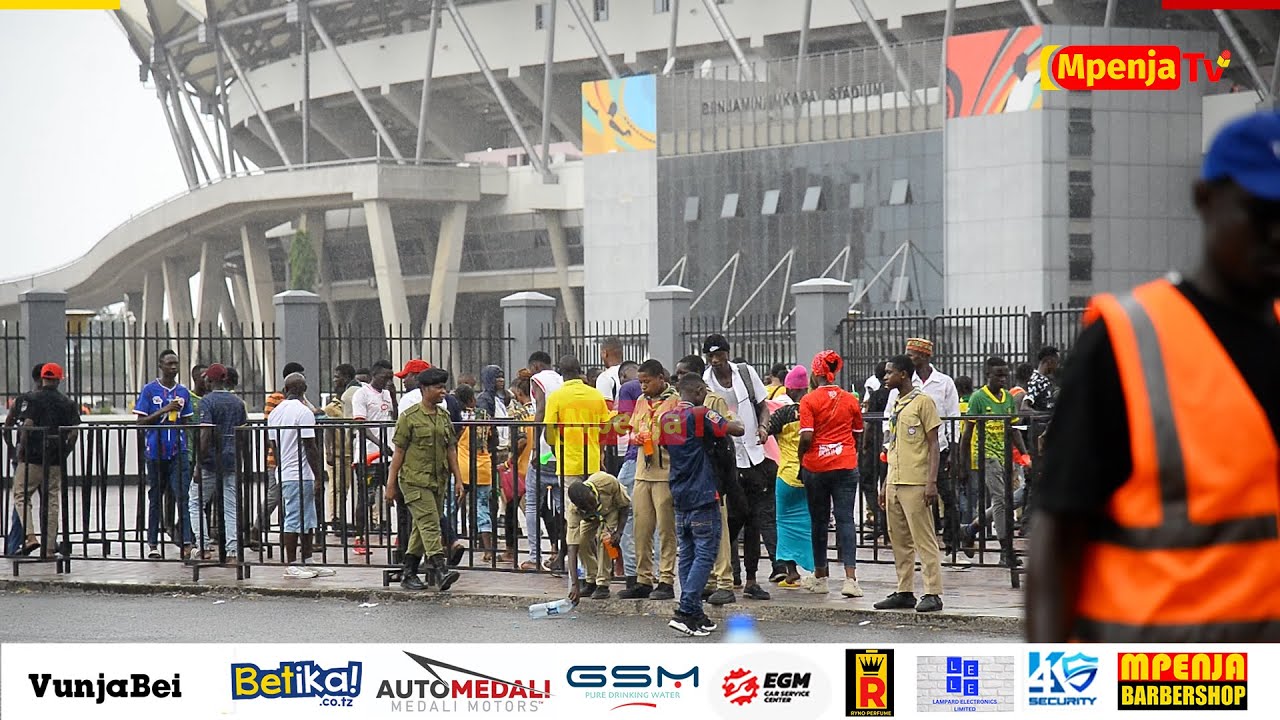 MVUA KUBWA MUDA HUU UWANJA WA BENJAMIN MKAPA/SIMBA VS YANGA ...