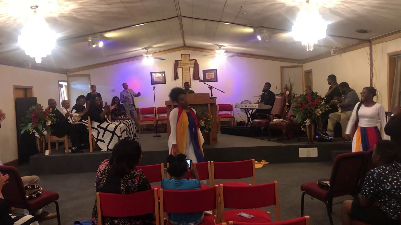 Only God can do it Renee Winston Praise Dance - YouTube