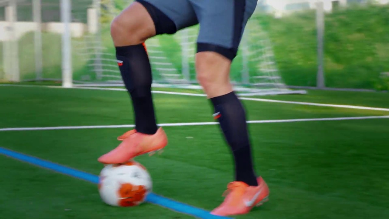 Perfoam Solo Dribbling - YouTube