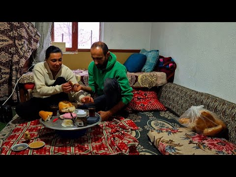 KÜÇÜK MİSAFİRİMİZLE YAYLA KAMPI~zirveye tırmanış~sürüyle karşılaştık