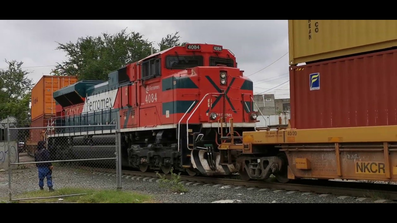 Despegando tren rumbo a Mexico! IMZMX de Ferromex - YouTube