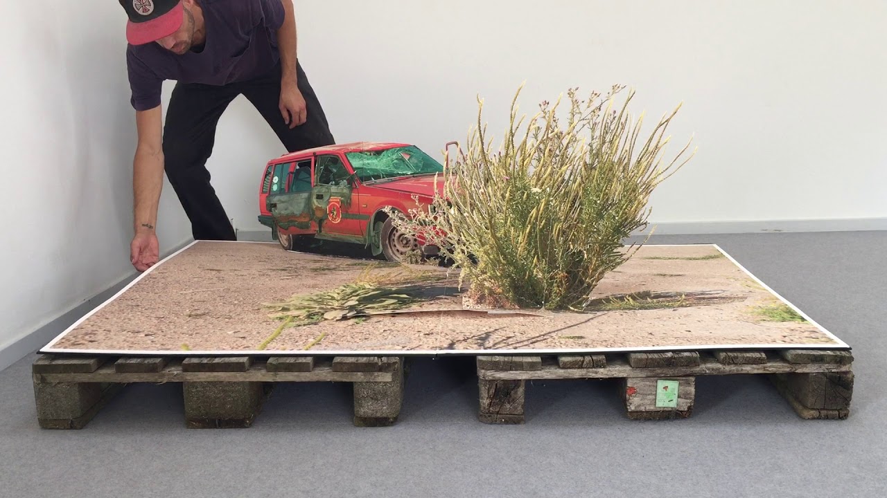 pop-up sculpture - YouTube