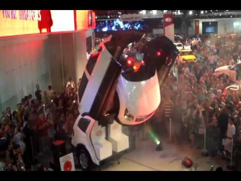 Kia Transformer - YouTube