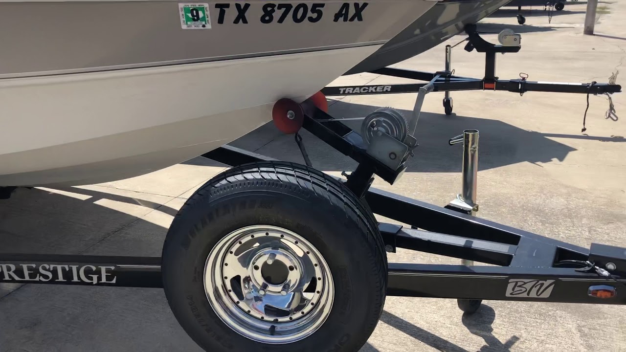2008 stingray 220sx - YouTube