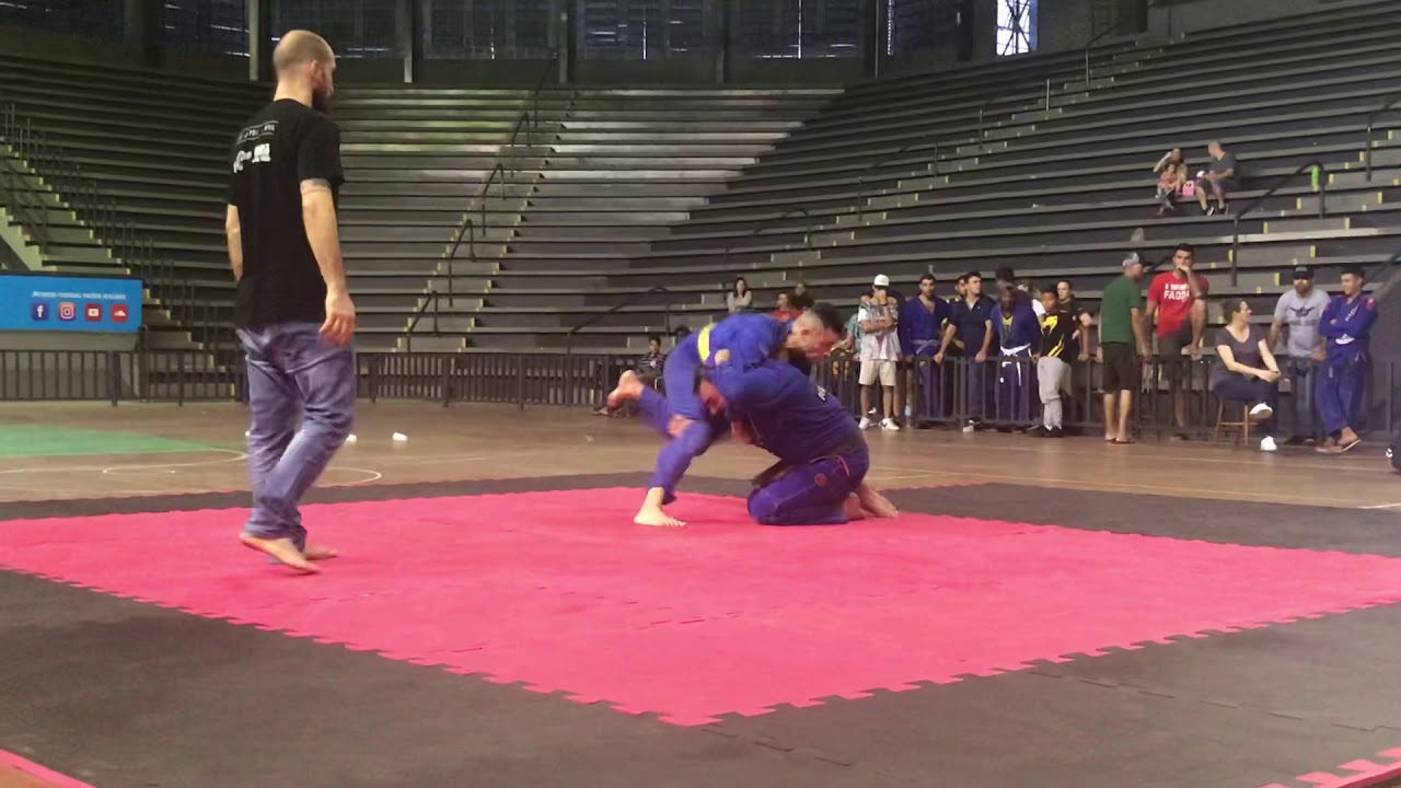 Tiago Amabilia Luta 1 - Jiu Jitsu - BJJ - Santa Cruz do Sul - Regional ...