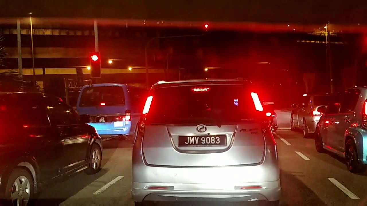 PASIR GUDANG KE DANGA BAY MELALUI HIGHWAY EDL - 16 February 2020 - YouTube