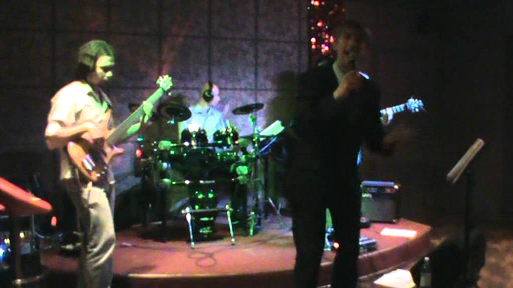 Demo Live 2011 - YouTube