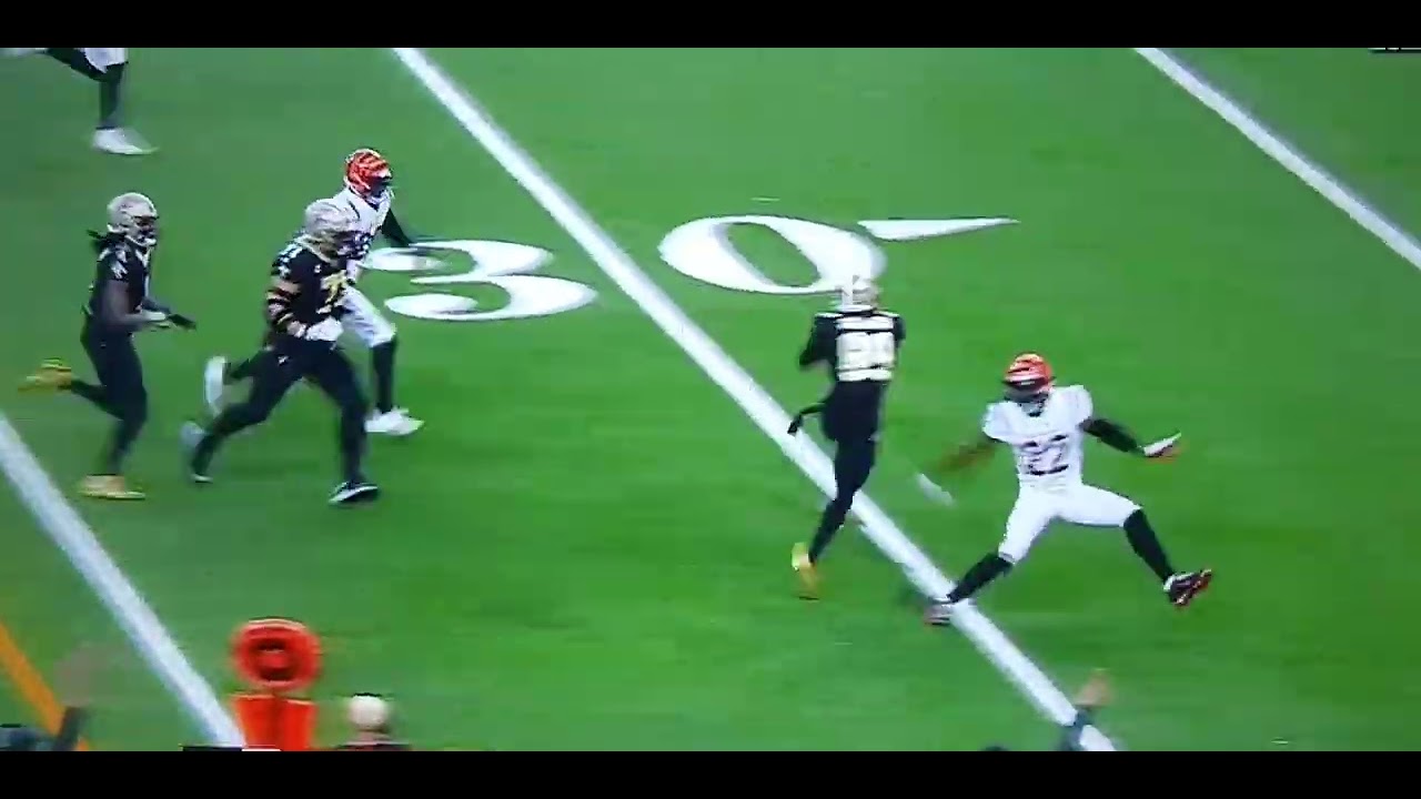 Fly sweep with perfect timing - YouTube