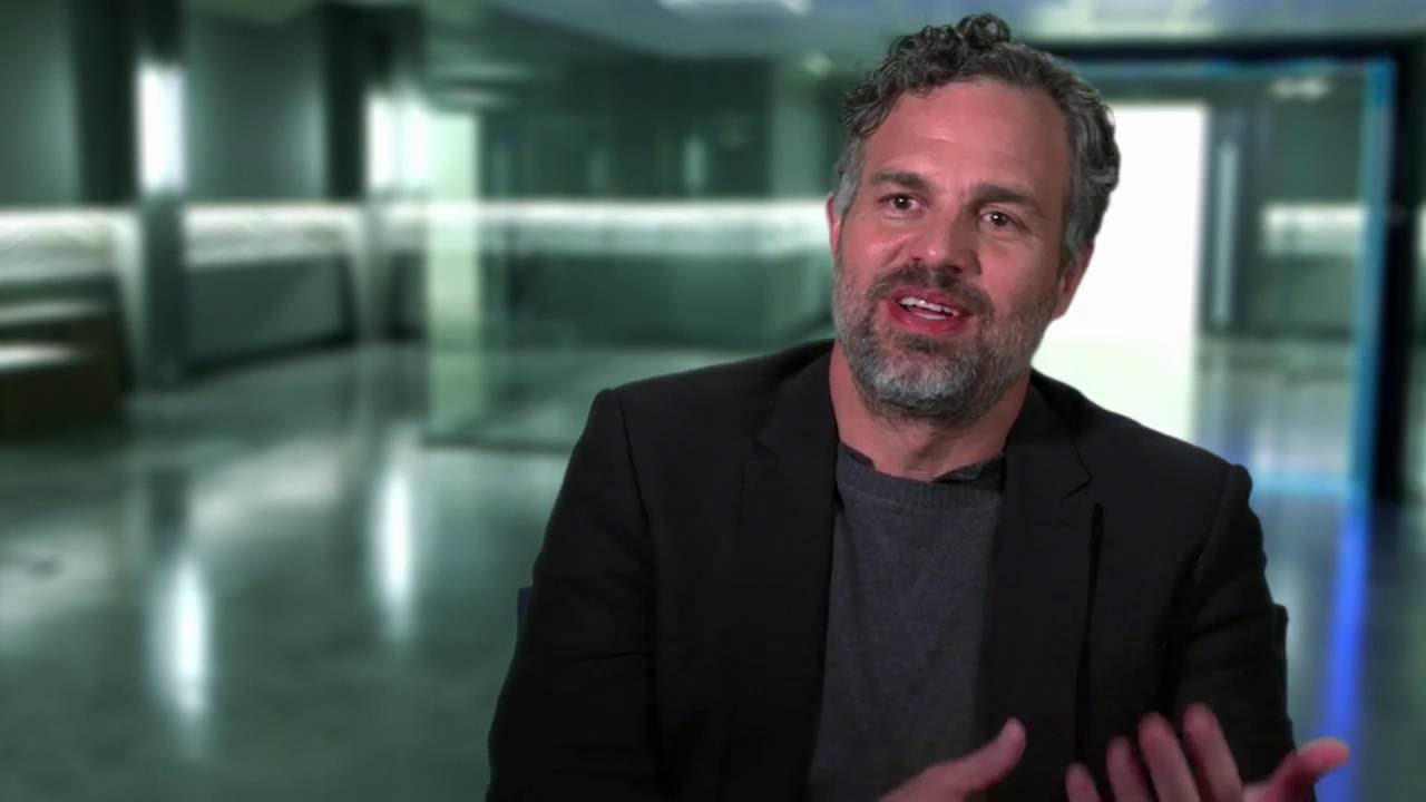Mark Ruffalo talks Now You See Me 2 - YouTube