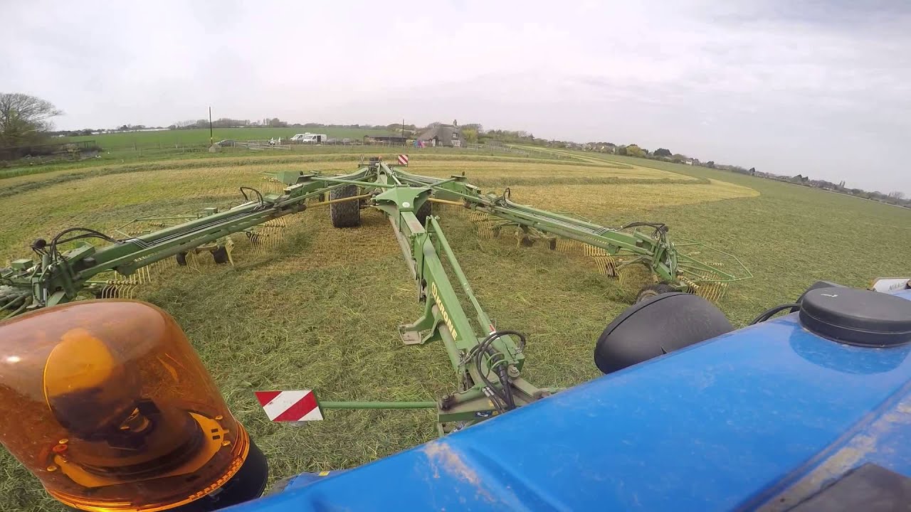 Krone 6 rotor rake at Sussex agri power - YouTube