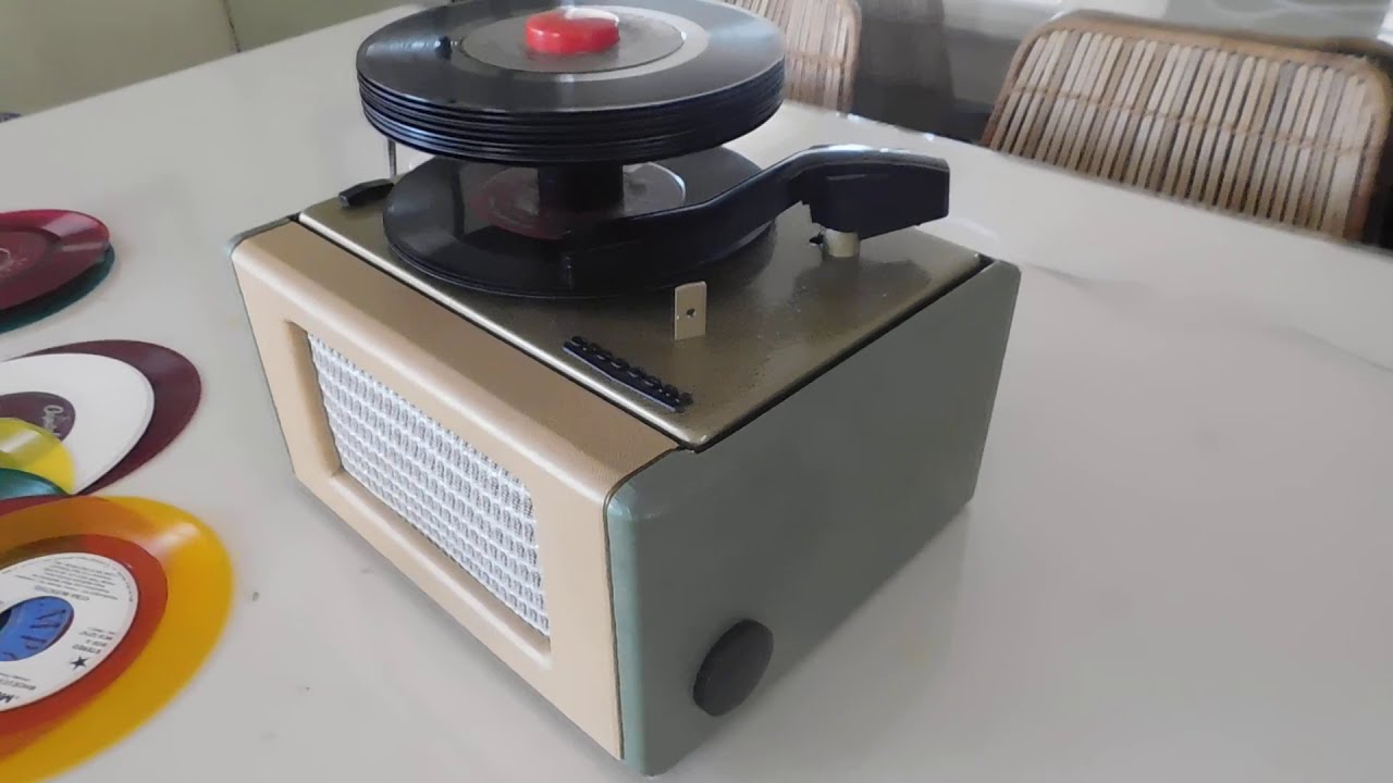 RCA 45 CRESCENT record player playing a stack of 45 RPM records. - YouTube