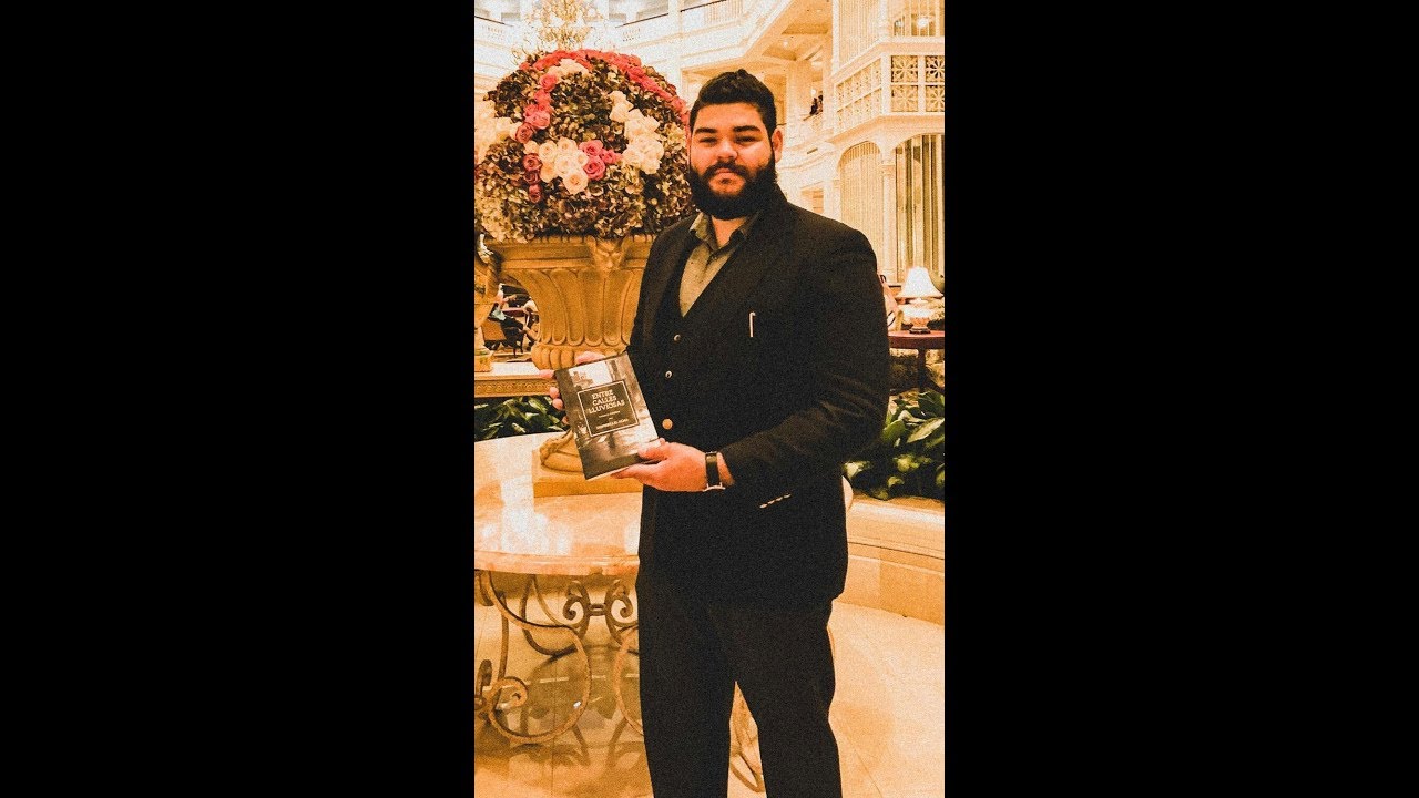 ENTREVISTA Ronald Rondon Autor de ENTRE CALLES LLUVIOSAS - YouTube