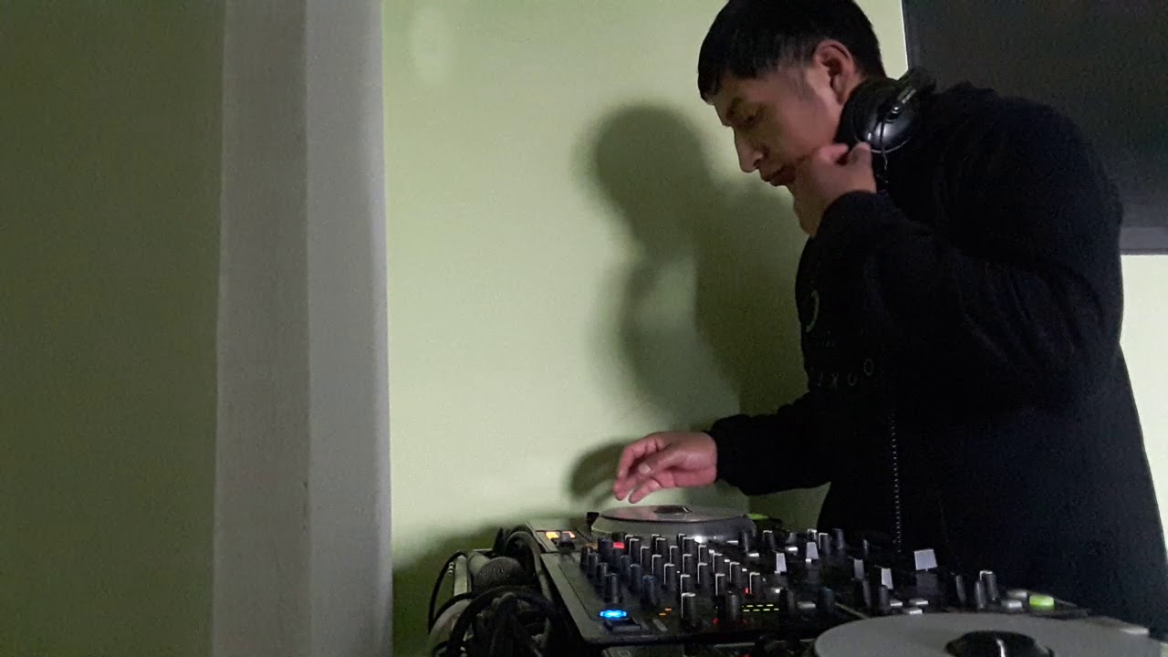 Dj lucky en acción - YouTube
