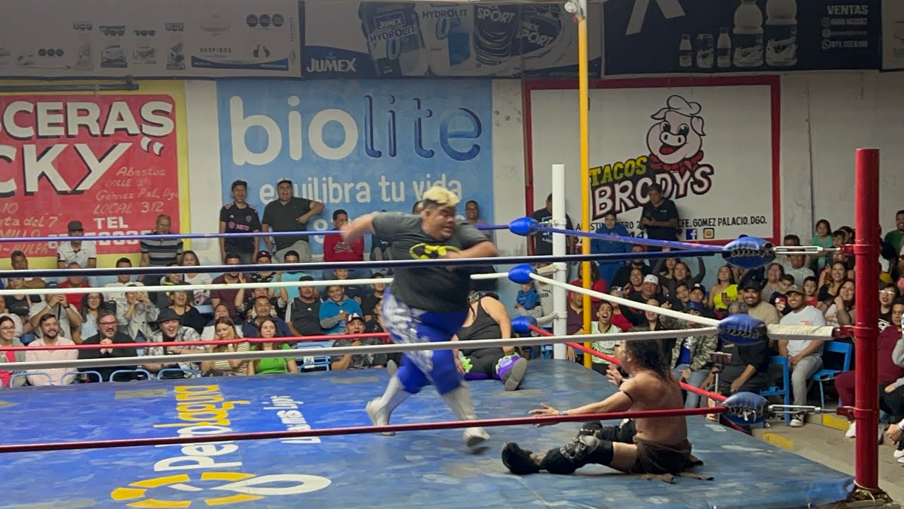 Radamantis y Cavernario Galindo Jr vs Tackle Jr y Clásico - YouTube