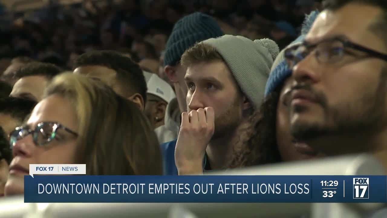 Downtown Detroit empties out after Lions loss - YouTube